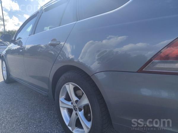 Pelēks Volkswagen Golf 2010 Rīga, ar dzinēja tilpumu 1.60 L un nobraukumu 393 tūkst. km par 3700 €, foto 5 vietnē AUTOMOTO.COM.LV