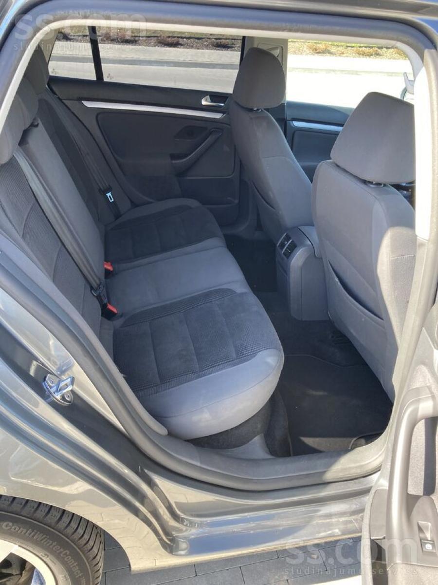 Pelēks Volkswagen Golf 2010 Rēzekne, ar dzinēja tilpumu 1.90 L un nobraukumu 244 tūkst. km par 4548 €, foto 1 vietnē AUTOMOTO.COM.LV