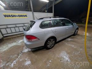 Grey Volkswagen Golf 2010 in Riga, with an engine capacity of 2.00 L and mileage of 310 thousand km for 2150 €, photo 6 on AUTOMOTO.COM.LV