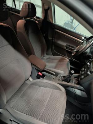 Grey Volkswagen Golf 2010 in Riga, with an engine capacity of 2.00 L and mileage of 310 thousand km for 2150 €, photo 10 on AUTOMOTO.COM.LV