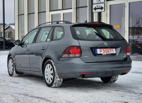 Grey Volkswagen Golf 2011 in Vilnius, with an engine capacity of 1.60 L and mileage of 268 thousand km for 3350 €, photo 3 on AUTOMOTO.COM.LV