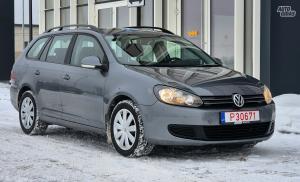 Pelēks Volkswagen Golf 2011 Viļņa, ar dzinēja tilpumu 1.60 L un nobraukumu 268 tūkst. km par 3350 €, foto 4 vietnē AUTOMOTO.COM.LV