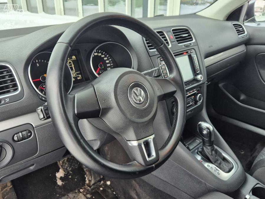 Pelēks Volkswagen Golf 2011 Viļņa, ar dzinēja tilpumu 1.60 L un nobraukumu 268 tūkst. km par 3350 €, foto 7 vietnē AUTOMOTO.COM.LV