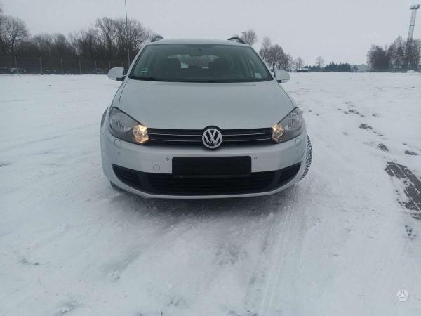 Pelēks Volkswagen Golf 2011 Marijampole, ar dzinēja tilpumu 1.60 L un nobraukumu 225 tūkst. km par 3999 €, foto 1 vietnē AUTOMOTO.COM.LV