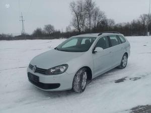 Grey Volkswagen Golf 2011 in Marijampole, with an engine capacity of 1.60 L and mileage of 225 thousand km for 3999 €, photo 3 on AUTOMOTO.COM.LV