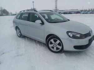 Grey Volkswagen Golf 2011 in Marijampole, with an engine capacity of 1.60 L and mileage of 225 thousand km for 3999 €, photo 6 on AUTOMOTO.COM.LV