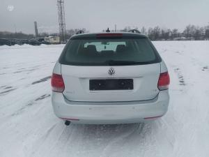 Grey Volkswagen Golf 2011 in Marijampole, with an engine capacity of 1.60 L and mileage of 225 thousand km for 3999 €, photo 9 on AUTOMOTO.COM.LV