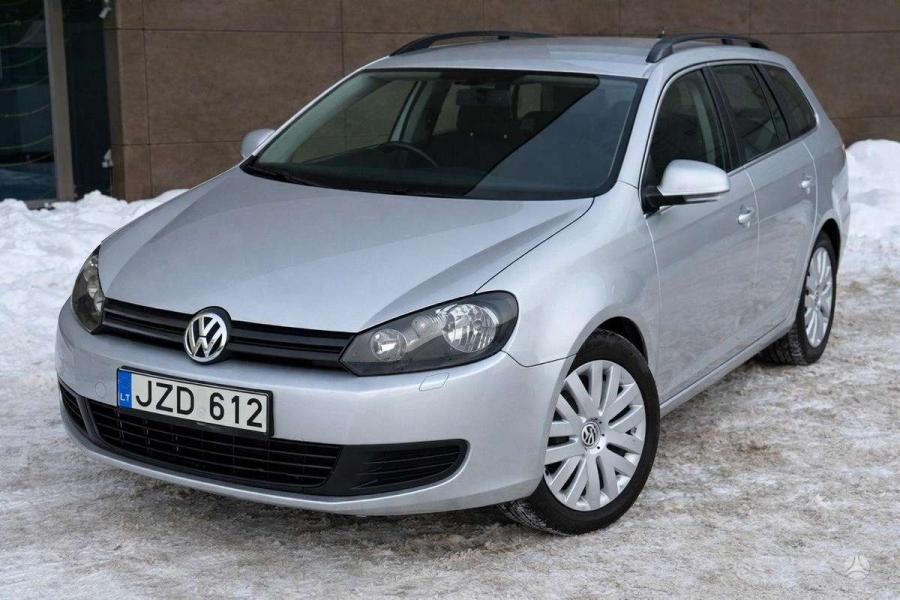 Grey Volkswagen Golf 2011 in Klaipeda, with an engine capacity of 1.60 L and mileage of 292 thousand km for 2880 €, photo 3 on AUTOMOTO.COM.LV