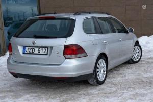Grey Volkswagen Golf 2011 in Klaipeda, with an engine capacity of 1.60 L and mileage of 292 thousand km for 2880 €, photo 5 on AUTOMOTO.COM.LV