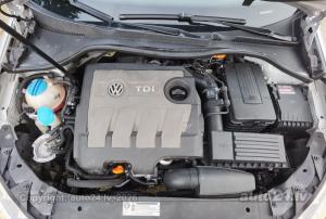 Grey Volkswagen Golf 2011 in Voru, with an engine capacity of 1.60 L and mileage of 366 thousand km for 1999 €, photo 10 on AUTOMOTO.COM.LV