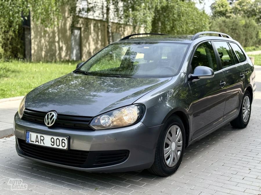 Grey Volkswagen Golf 2011 in Vilnius, with an engine capacity of 1.60 L and mileage of 329 thousand km for 2200 €, photo 1 on AUTOMOTO.COM.LV