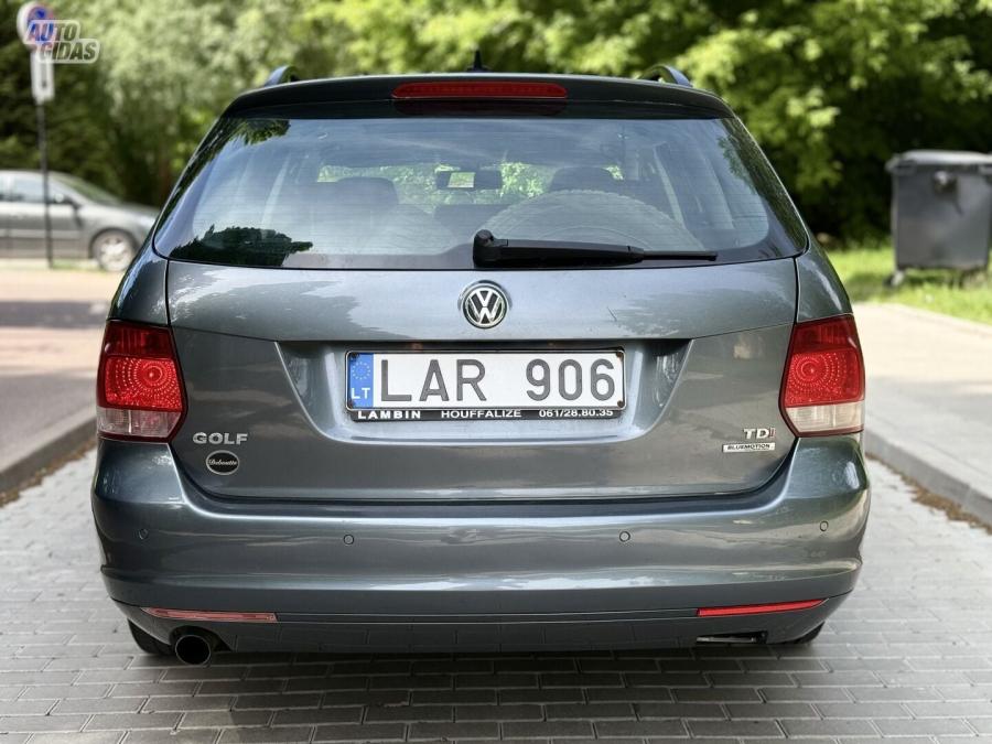 Grey Volkswagen Golf 2011 in Vilnius, with an engine capacity of 1.60 L and mileage of 329 thousand km for 2200 €, photo 4 on AUTOMOTO.COM.LV