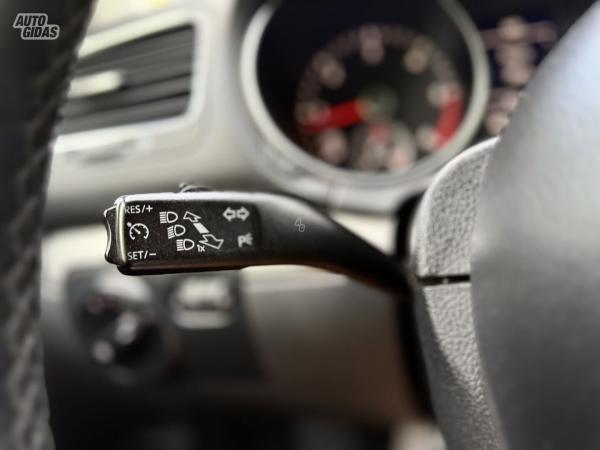 Grey Volkswagen Golf 2011 in Vilnius, with an engine capacity of 1.60 L and mileage of 329 thousand km for 2200 €, photo 10 on AUTOMOTO.COM.LV