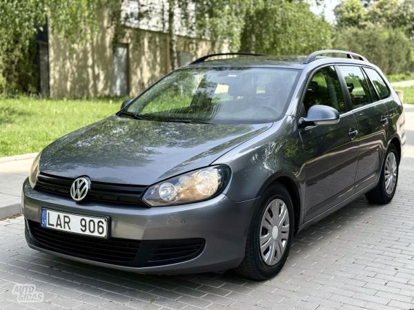 Pelēks Volkswagen Golf 2011 Viļņa, ar dzinēja tilpumu 1.60 L un nobraukumu 329 tūkst. km par 2200 €, foto 1 vietnē AUTOMOTO.COM.LV