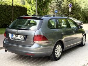 Grey Volkswagen Golf 2011 in Vilnius, with an engine capacity of 1.60 L and mileage of 329 thousand km for 2200 €, photo 5 on AUTOMOTO.COM.LV
