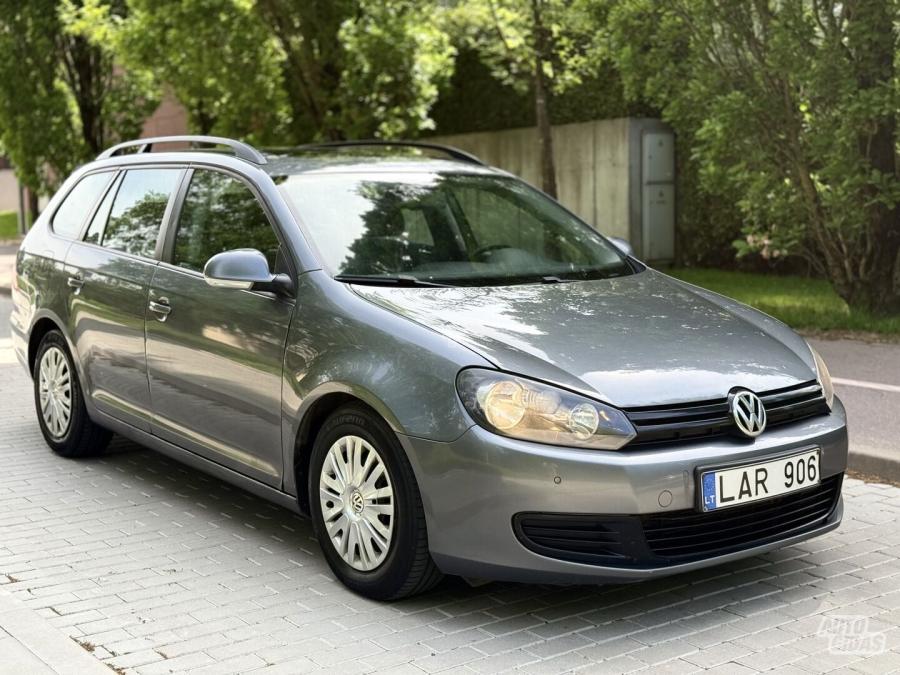 Grey Volkswagen Golf 2011 in Vilnius, with an engine capacity of 1.60 L and mileage of 329 thousand km for 2200 €, photo 6 on AUTOMOTO.COM.LV