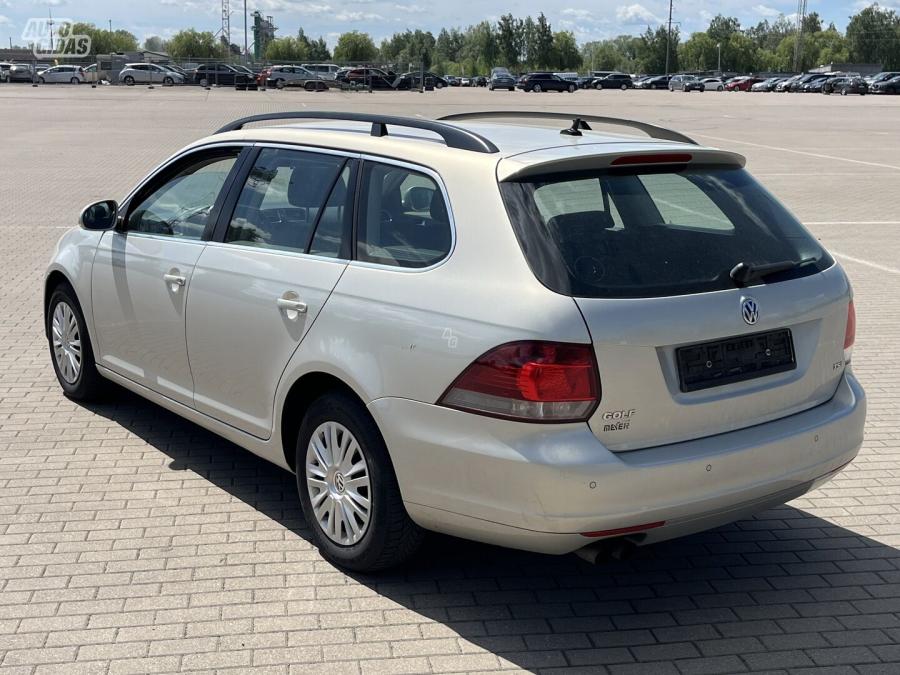 Grey Volkswagen Golf 2011 in Marijampole, with an engine capacity of 1.40 L and mileage of 225 thousand km for 2950 €, photo 6 on AUTOMOTO.COM.LV