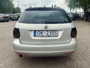 Grey Volkswagen Golf 2011 in Riga, with an engine capacity of 1.60 L and mileage of 0 thousand km for 4550 €, photo 9 on AUTOMOTO.COM.LV
