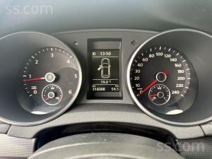 Grey Volkswagen Golf 2011 in Riga, with an engine capacity of 1.60 L and mileage of 0 thousand km for 4550 €, photo 16 on AUTOMOTO.COM.LV