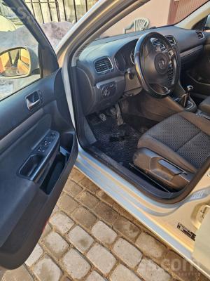 Grey Volkswagen Golf 2011 in Ogre, with an engine capacity of 1.40 L and mileage of 27 thousand km for 3350 €, photo 7 on AUTOMOTO.COM.LV