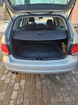 Grey Volkswagen Golf 2011 in Ogre, with an engine capacity of 1.40 L and mileage of 27 thousand km for 3350 €, photo 11 on AUTOMOTO.COM.LV