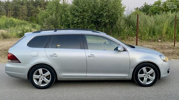 Pelēks Volkswagen Golf 2011 Viļņa, ar dzinēja tilpumu 2.00 L un nobraukumu 349 tūkst. km par 2500 €, foto 7 vietnē AUTOMOTO.COM.LV