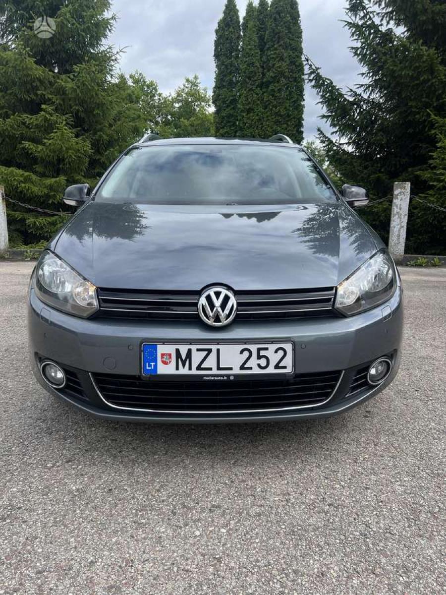 Grey Volkswagen Golf 2011 in Alytus, with an engine capacity of 1.60 L and mileage of 297 thousand km for 4750 €, photo 1 on AUTOMOTO.COM.LV