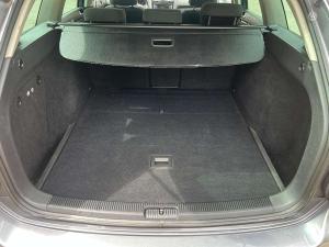 Grey Volkswagen Golf 2011 in Alytus, with an engine capacity of 1.60 L and mileage of 297 thousand km for 4750 €, photo 13 on AUTOMOTO.COM.LV