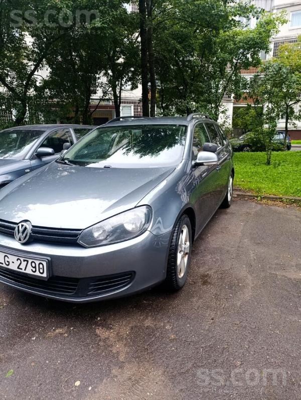 Pelēks Volkswagen Golf 2011 Rīga, ar dzinēja tilpumu 1.60 L un nobraukumu 0 tūkst. km par 2500 €, foto 1 vietnē AUTOMOTO.COM.LV