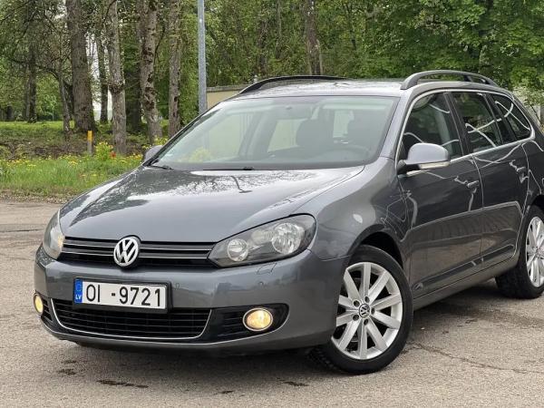 Pelēks Volkswagen Golf 2011 Jēkabpils, ar dzinēja tilpumu 2.00 L un nobraukumu 351 tūkst. km par 4500 €, foto 1 vietnē AUTOMOTO.COM.LV