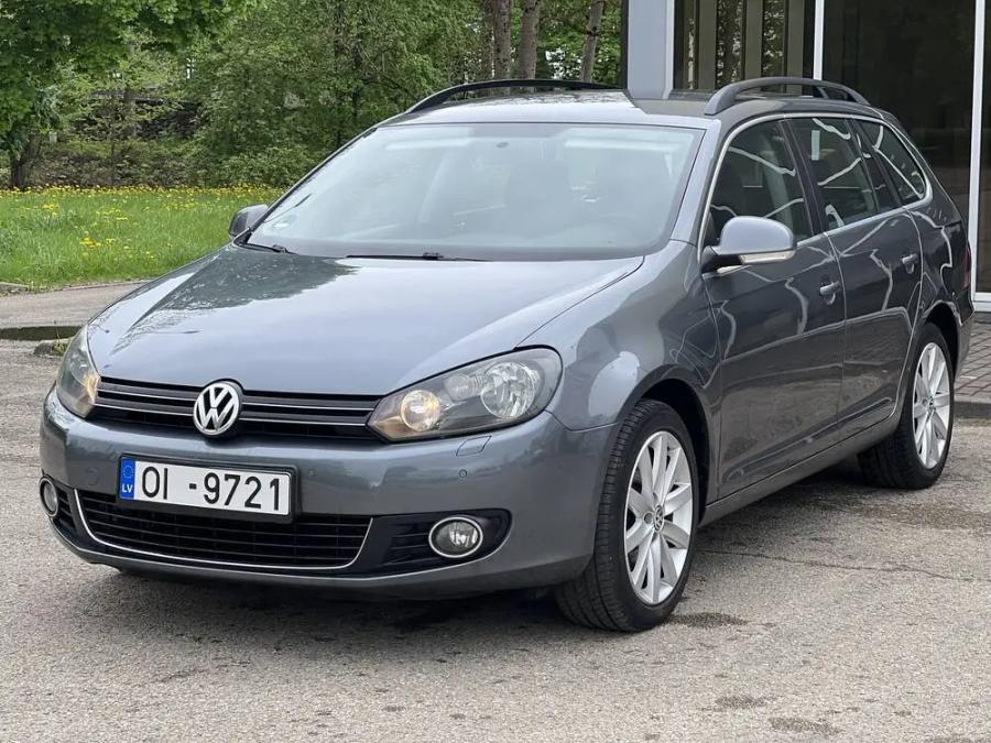 Pelēks Volkswagen Golf 2011 Jēkabpils, ar dzinēja tilpumu 2.00 L un nobraukumu 351 tūkst. km par 4500 €, foto 4 vietnē AUTOMOTO.COM.LV