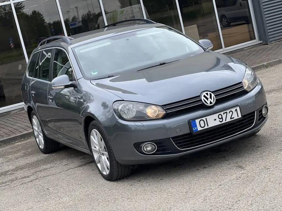 Pelēks Volkswagen Golf 2011 Jēkabpils, ar dzinēja tilpumu 2.00 L un nobraukumu 351 tūkst. km par 4500 €, foto 6 vietnē AUTOMOTO.COM.LV