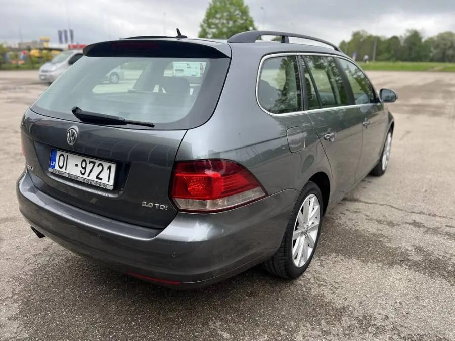 Pelēks Volkswagen Golf 2011 Jēkabpils, ar dzinēja tilpumu 2.00 L un nobraukumu 351 tūkst. km par 4500 €, foto 7 vietnē AUTOMOTO.COM.LV