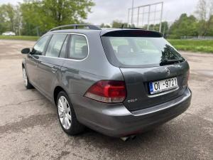Pelēks Volkswagen Golf 2011 Jēkabpils, ar dzinēja tilpumu 2.00 L un nobraukumu 351 tūkst. km par 4500 €, foto 8 vietnē AUTOMOTO.COM.LV