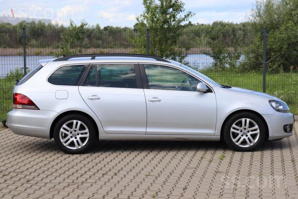 Pelēks Volkswagen Golf 2011 Rīga, ar dzinēja tilpumu 1.60 L un nobraukumu 221 tūkst. km par 3950 €, foto 6 vietnē AUTOMOTO.COM.LV