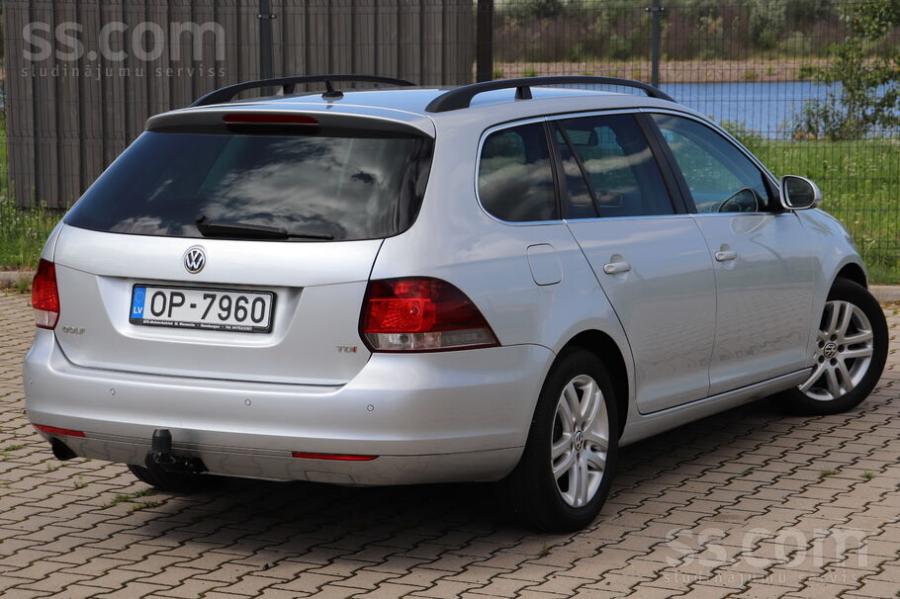 Pelēks Volkswagen Golf 2011 Rīga, ar dzinēja tilpumu 1.60 L un nobraukumu 221 tūkst. km par 3950 €, foto 8 vietnē AUTOMOTO.COM.LV