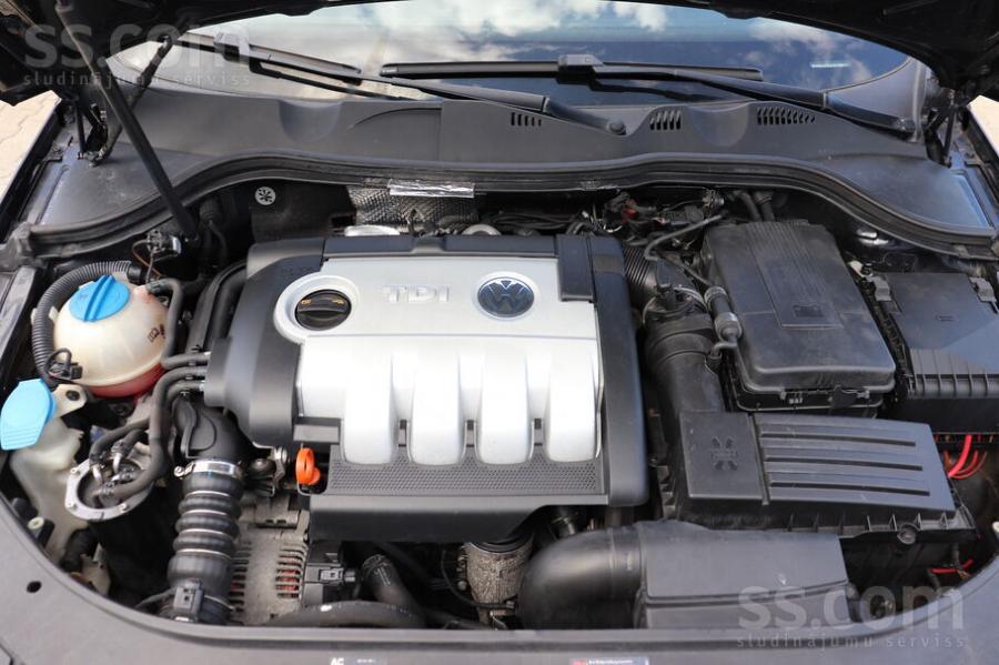Pelēks Volkswagen Golf 2011 Rīga, ar dzinēja tilpumu 1.60 L un nobraukumu 221 tūkst. km par 3950 €, foto 14 vietnē AUTOMOTO.COM.LV