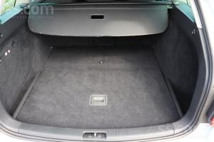 Pelēks Volkswagen Golf 2011 Rīga, ar dzinēja tilpumu 1.60 L un nobraukumu 221 tūkst. km par 3950 €, foto 17 vietnē AUTOMOTO.COM.LV