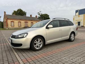 Grey Volkswagen Golf 2011 in Ventspils, with an engine capacity of 1.60 L and mileage of 274 thousand km for 2600 €, photo  on AUTOMOTO.COM.LV
