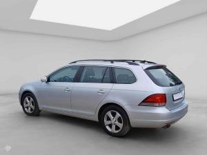 Grey Volkswagen Golf 2011 in Vilnius, with an engine capacity of 2.00 L and mileage of 316 thousand km for 3490 €, photo 4 on AUTOMOTO.COM.LV