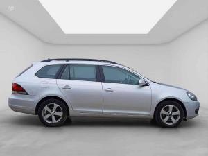 Grey Volkswagen Golf 2011 in Vilnius, with an engine capacity of 2.00 L and mileage of 316 thousand km for 3490 €, photo 6 on AUTOMOTO.COM.LV