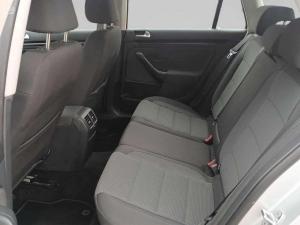Grey Volkswagen Golf 2011 in Vilnius, with an engine capacity of 2.00 L and mileage of 316 thousand km for 3490 €, photo 13 on AUTOMOTO.COM.LV