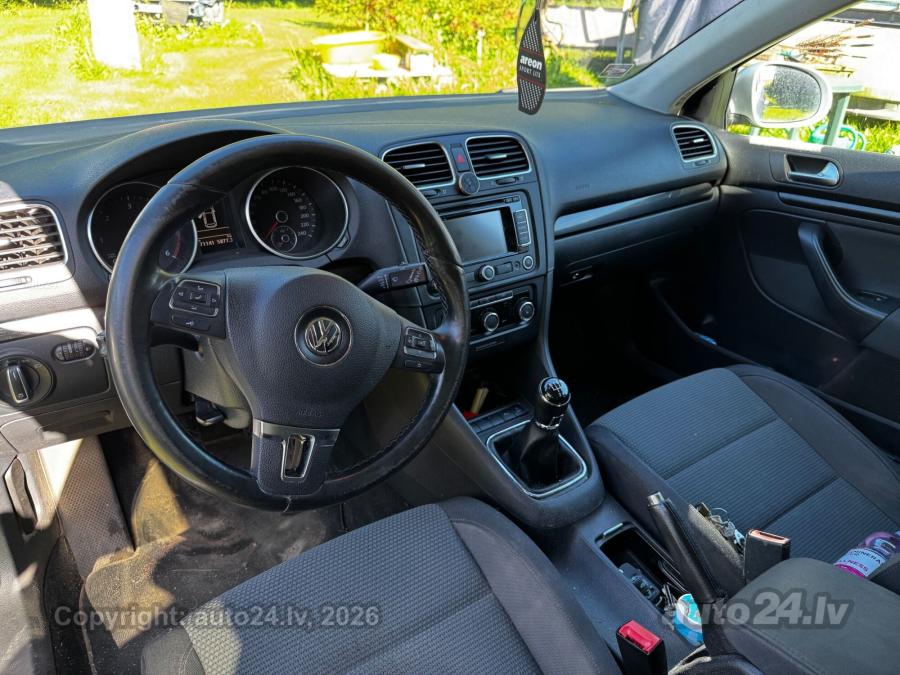 Pelēks Volkswagen Golf 2011 Jehvi, ar dzinēja tilpumu 1.60 L un nobraukumu 0 tūkst. km par 2699 €, foto 9 vietnē AUTOMOTO.COM.LV