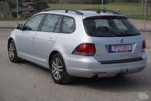 Pelēks Volkswagen Golf 2011 Kvietiniai, ar dzinēja tilpumu 1.60 L un nobraukumu 393 tūkst. km par 2200 €, foto 5 vietnē AUTOMOTO.COM.LV