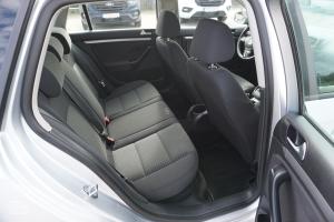 Pelēks Volkswagen Golf 2011 Kvietiniai, ar dzinēja tilpumu 1.60 L un nobraukumu 393 tūkst. km par 2200 €, foto 12 vietnē AUTOMOTO.COM.LV