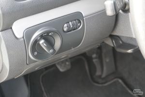 Pelēks Volkswagen Golf 2011 Kvietiniai, ar dzinēja tilpumu 1.60 L un nobraukumu 393 tūkst. km par 2200 €, foto 19 vietnē AUTOMOTO.COM.LV