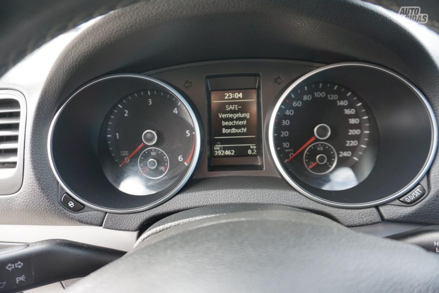 Pelēks Volkswagen Golf 2011 Kvietiniai, ar dzinēja tilpumu 1.60 L un nobraukumu 393 tūkst. km par 2200 €, foto 21 vietnē AUTOMOTO.COM.LV