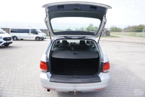 Pelēks Volkswagen Golf 2011 Kvietiniai, ar dzinēja tilpumu 1.60 L un nobraukumu 393 tūkst. km par 2200 €, foto 22 vietnē AUTOMOTO.COM.LV