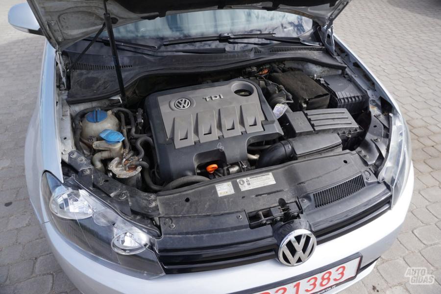 Pelēks Volkswagen Golf 2011 Kvietiniai, ar dzinēja tilpumu 1.60 L un nobraukumu 393 tūkst. km par 2200 €, foto 26 vietnē AUTOMOTO.COM.LV