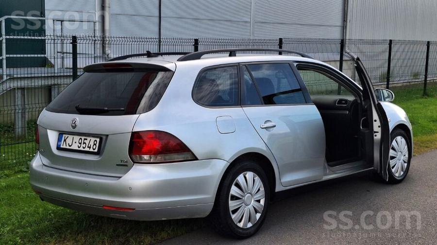 Pelēks Volkswagen Golf 2011 Rīga, ar dzinēja tilpumu 1.60 L un nobraukumu 289 tūkst. km par 2500 €, foto 5 vietnē AUTOMOTO.COM.LV